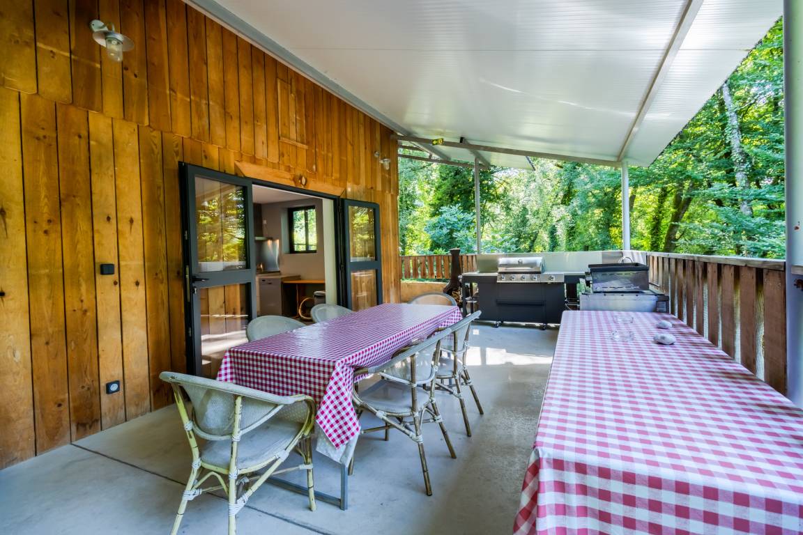 180 M² Maison De Vacances ∙ 5 Chambres ∙ 20 Personnes - Sarlat-la-Canéda