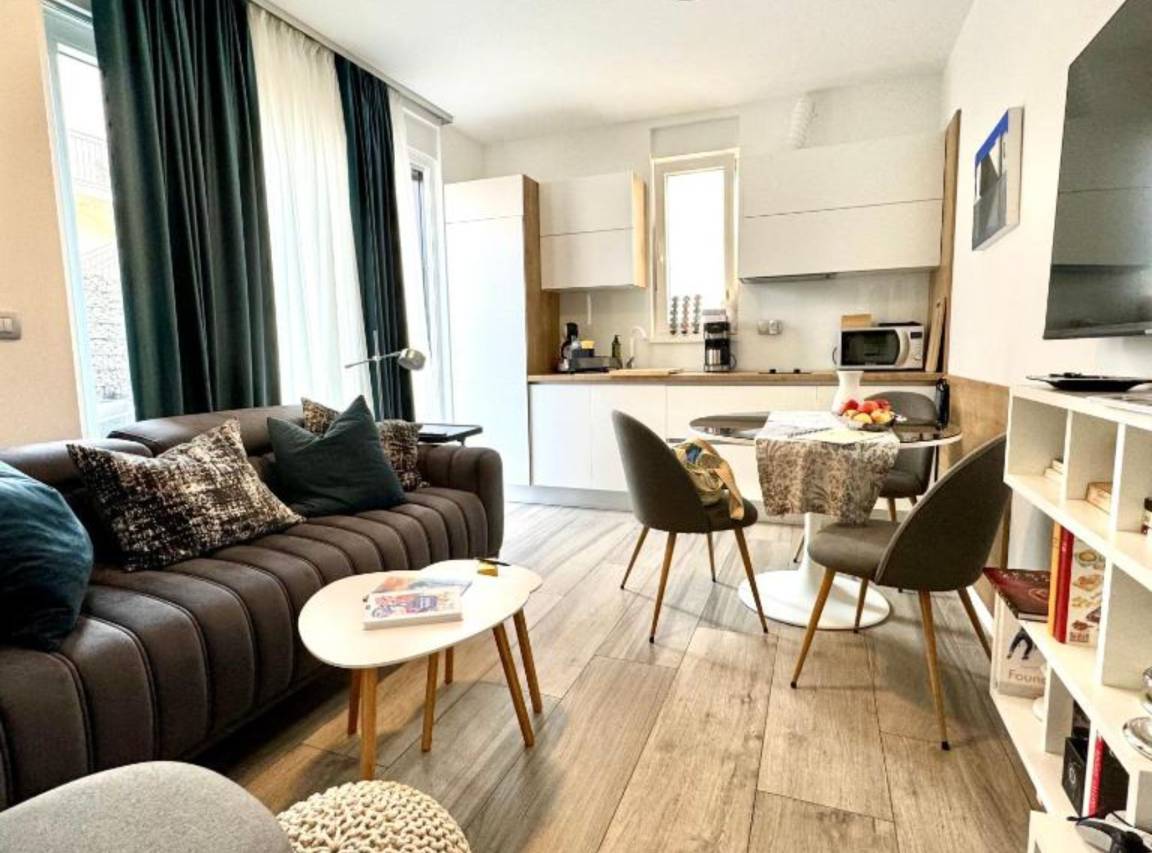 155 M² Apartment ∙ 3 Bedrooms ∙ 10 Guests - Krk