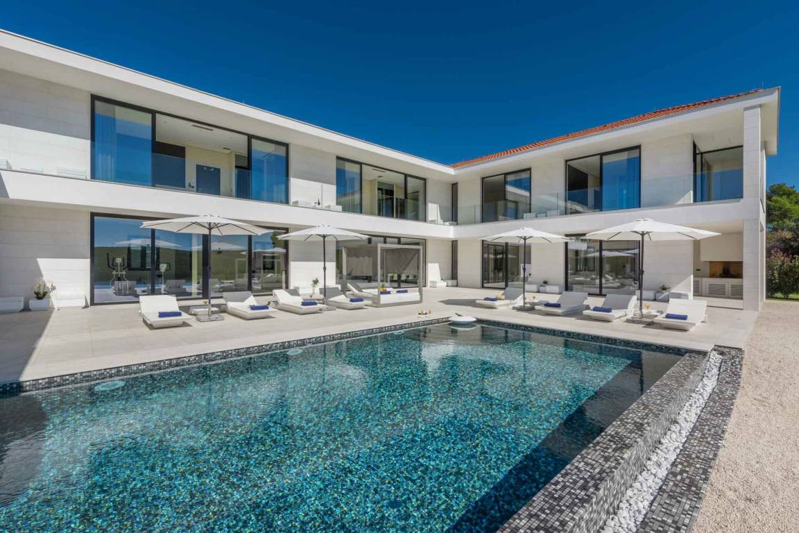 Villa ∙ 5 Bedrooms ∙ 10 Guests - Rovinj