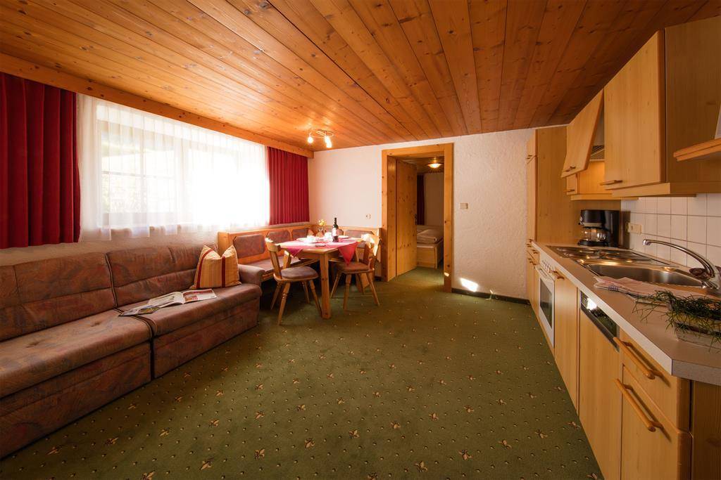 40 M² Ferienwohnung ∙ 1 Schlafzimmer ∙ 2 Gäste - Sölden