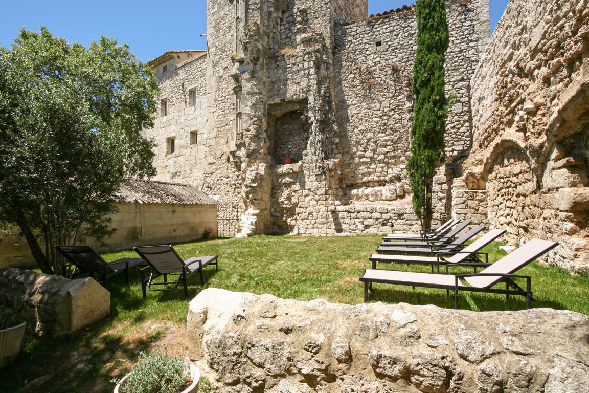 130 M² Maison De Vacances ∙ 5 Chambres ∙ 12 Personnes - Pierrelatte
