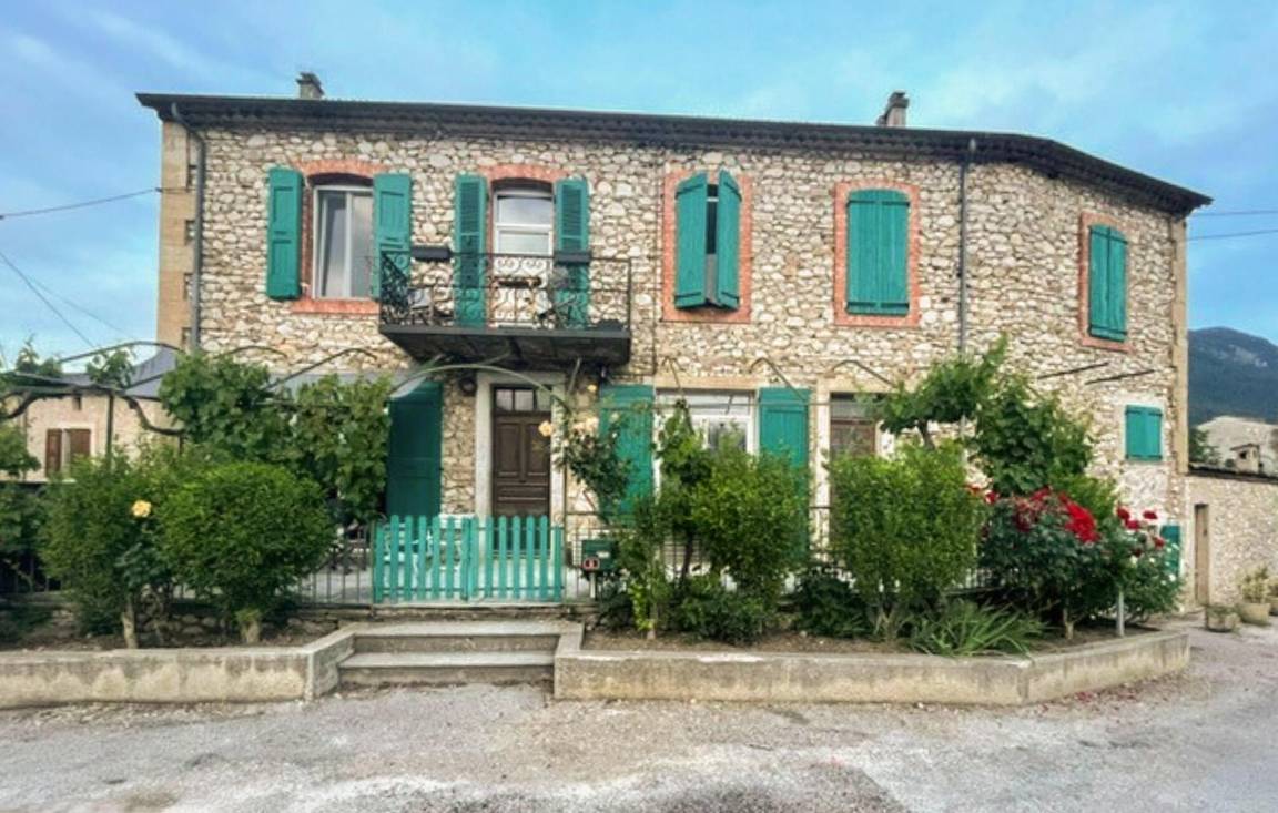 75 M² Maison De Vacances ∙ 2 Chambres ∙ 6 Personnes - Die