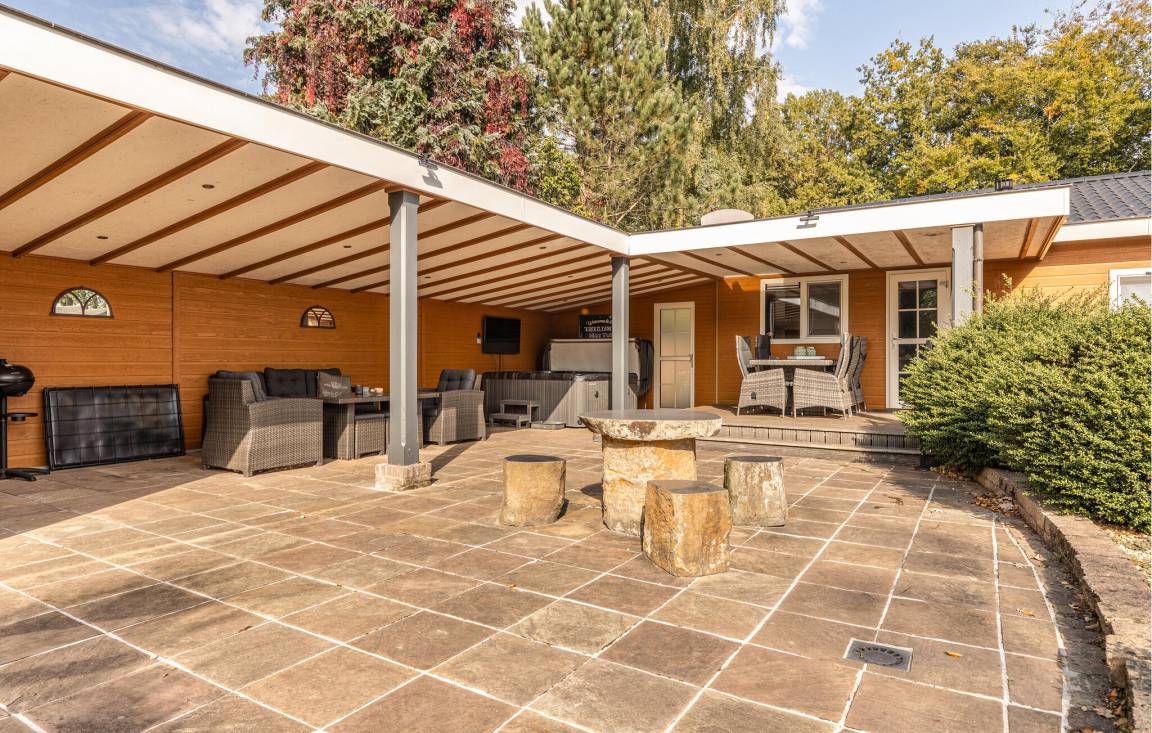 95 M² Ferienhaus ∙ 3 Schlafzimmer ∙ 6 Gäste - Emmen, Niederlande