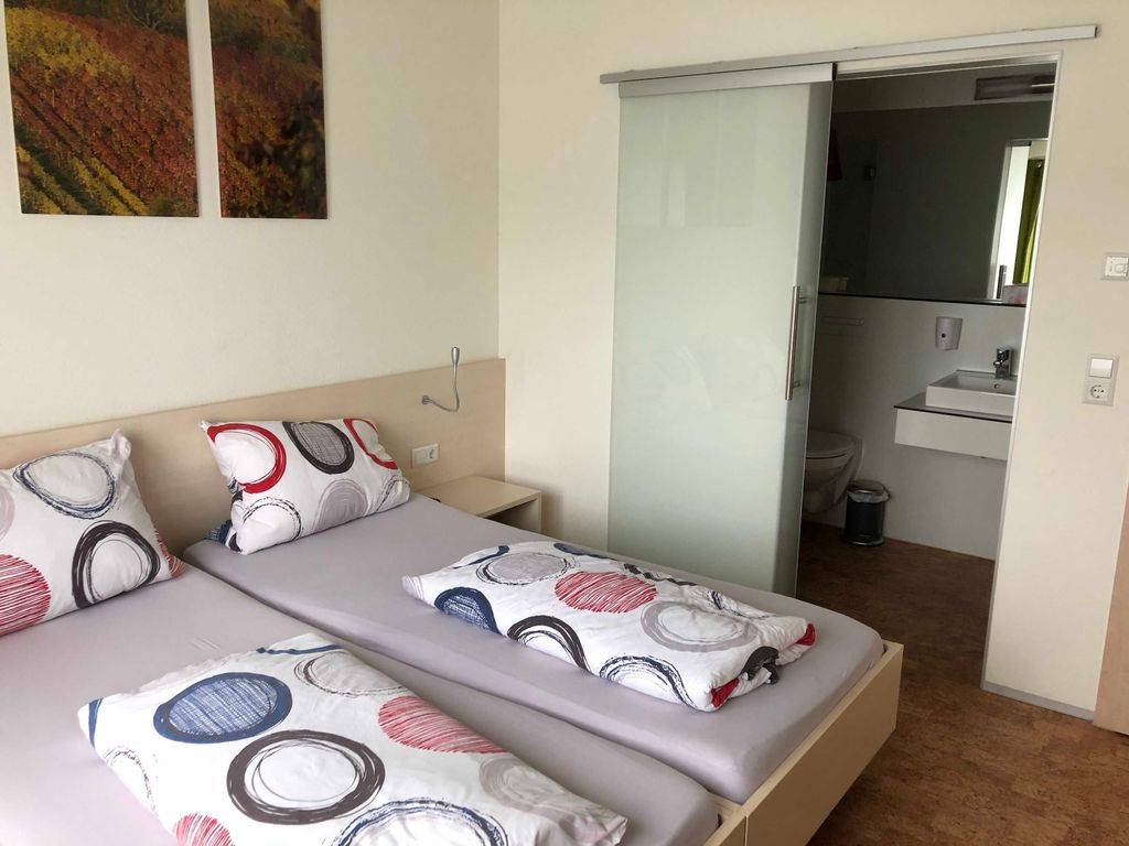 Ferienwohnung ∙ 1 Schlafzimmer ∙ 2 Gäste - Heilbronn