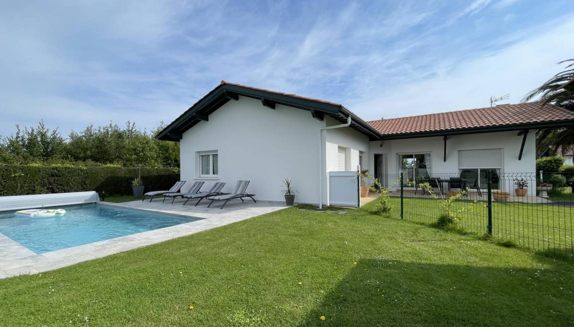 118 M² Gîte ∙ 3 Bedrooms ∙ 6 Guests - Biarritz