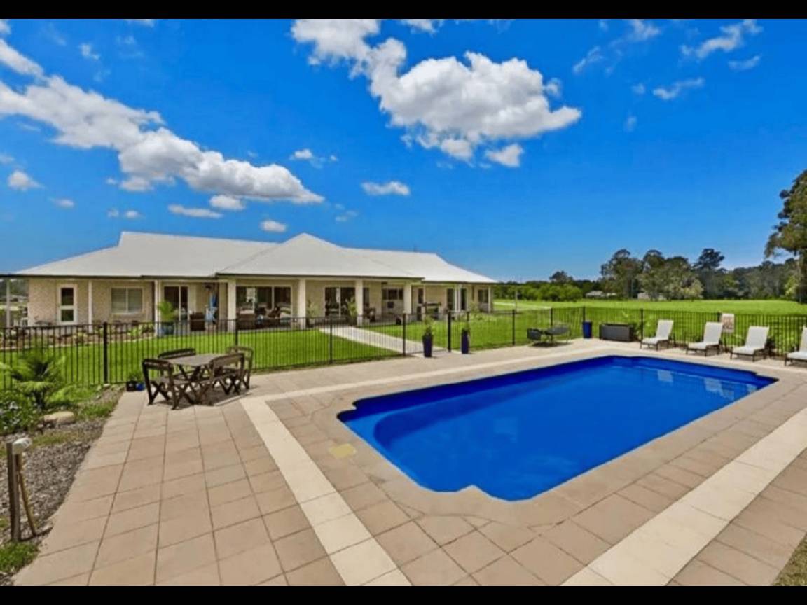 250 M² House ∙ 5 Bedrooms ∙ 12 Guests - Central Coast