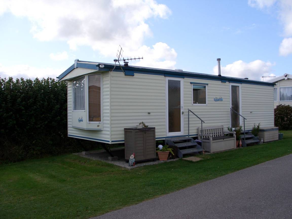2810 M² Caravan ∙ 2 Bedrooms ∙ 4 Guests - Looe