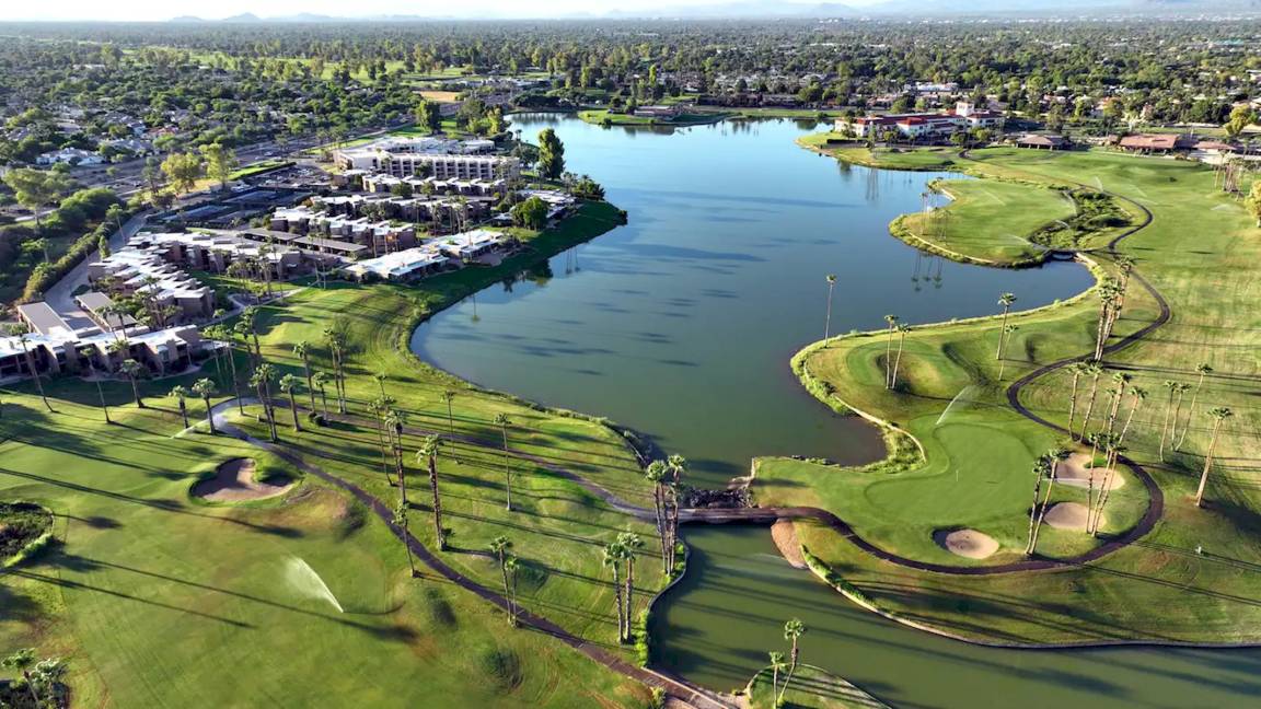 325 M² Villa ∙ 8 Chambres ∙ 16 Personnes - Arizona