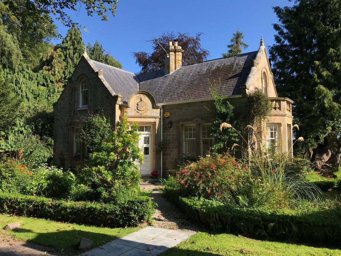 Cottage ∙ 2 Bedrooms ∙ 4 Guests - Findhorn