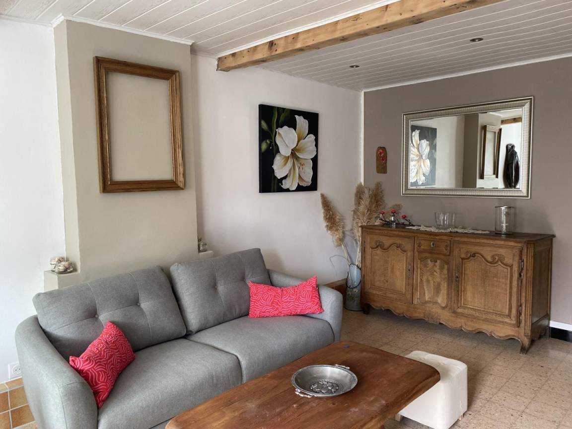 100 M² Mökki ∙ 2 Makuuhuonetta ∙ 4 Vierasta - Charleville-Mézières