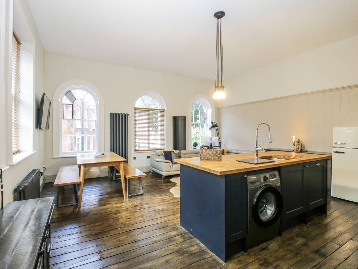 Cottage ∙ 3 Bedrooms ∙ 6 Guests - Shrewsbury