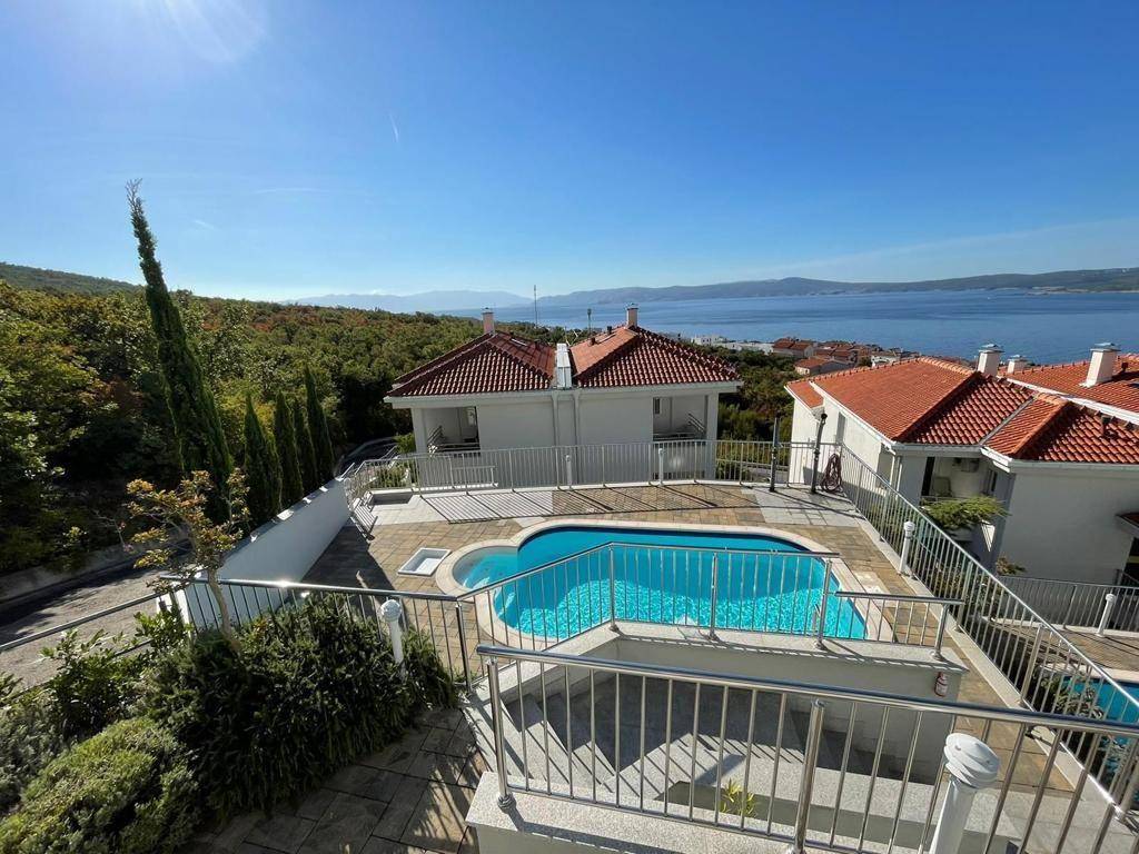 93 M² Ferienwohnung ∙ 2 Schlafzimmer ∙ 6 Gäste - Crikvenica