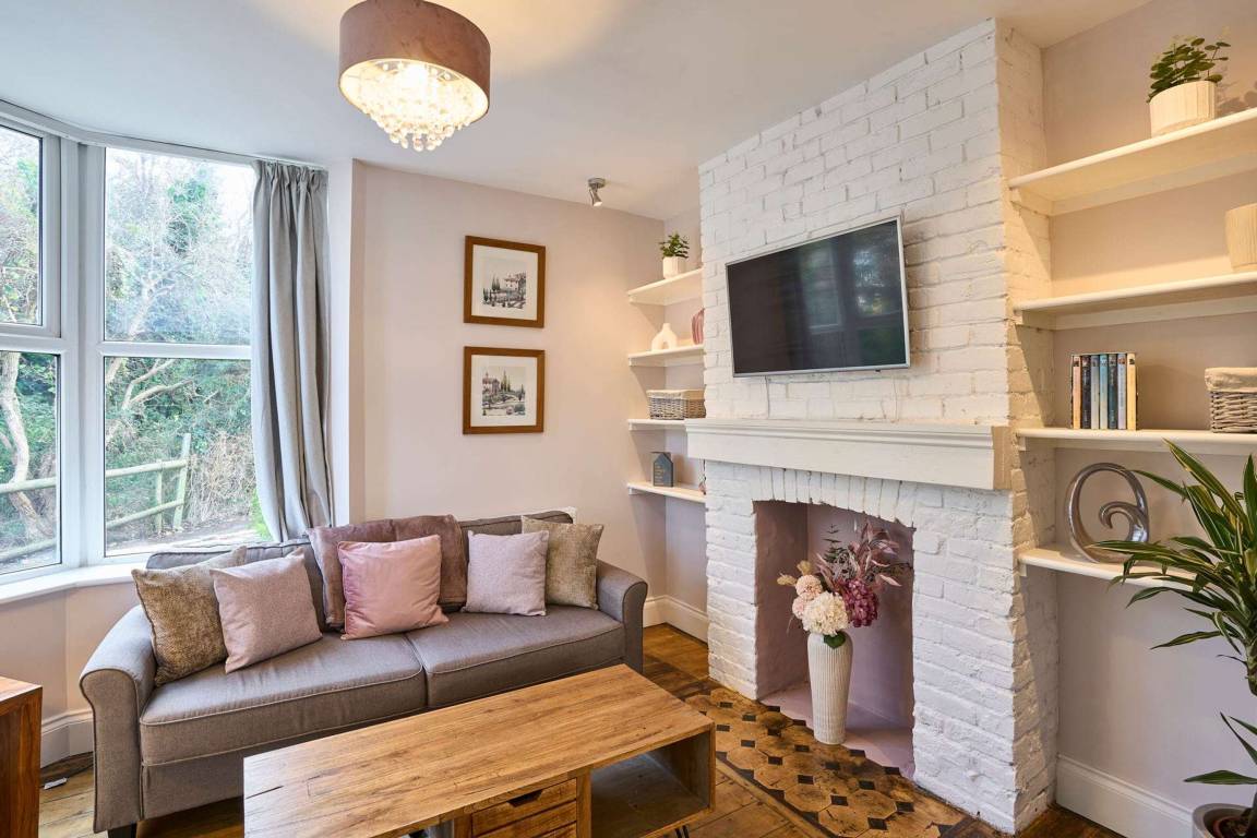 House ∙ 3 Bedrooms ∙ 6 Guests - Weymouth