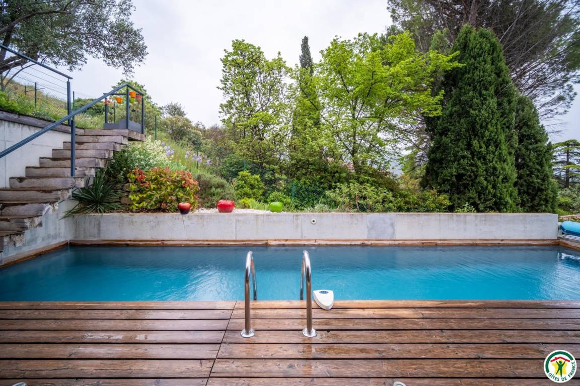 45 M² Gîte ∙ 1 Schlafzimmer ∙ 2 Gäste - Nyons