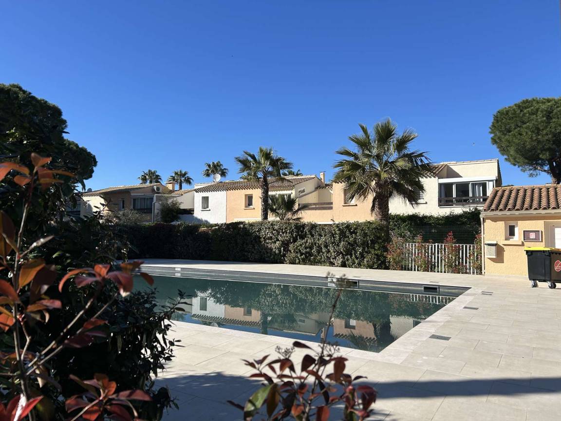 18 M² Appartement ∙ 1 Chambre ∙ 4 Personnes - Sète