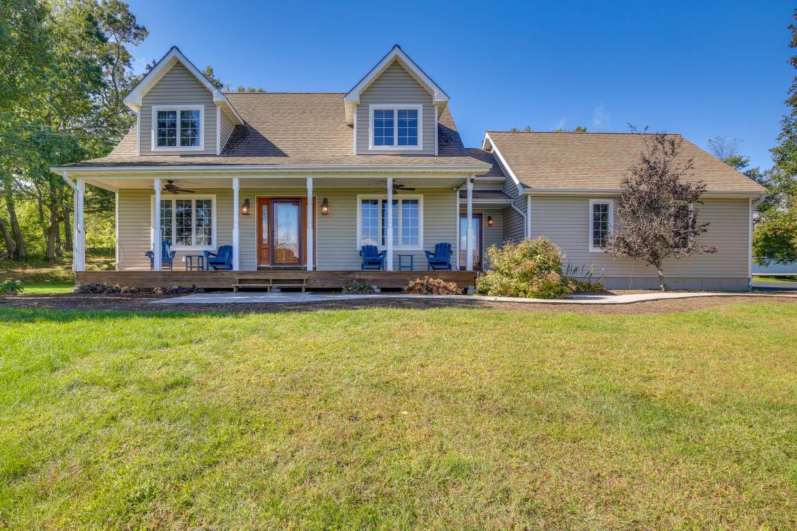 153 M² House ∙ 3 Bedrooms ∙ 6 Guests - Bridgewater, CT