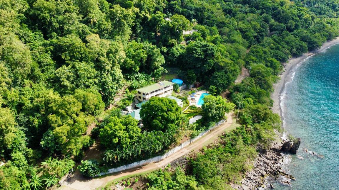 70 M² Villa ∙ 6 Bedrooms ∙ 12 Guests - Saint Lucia