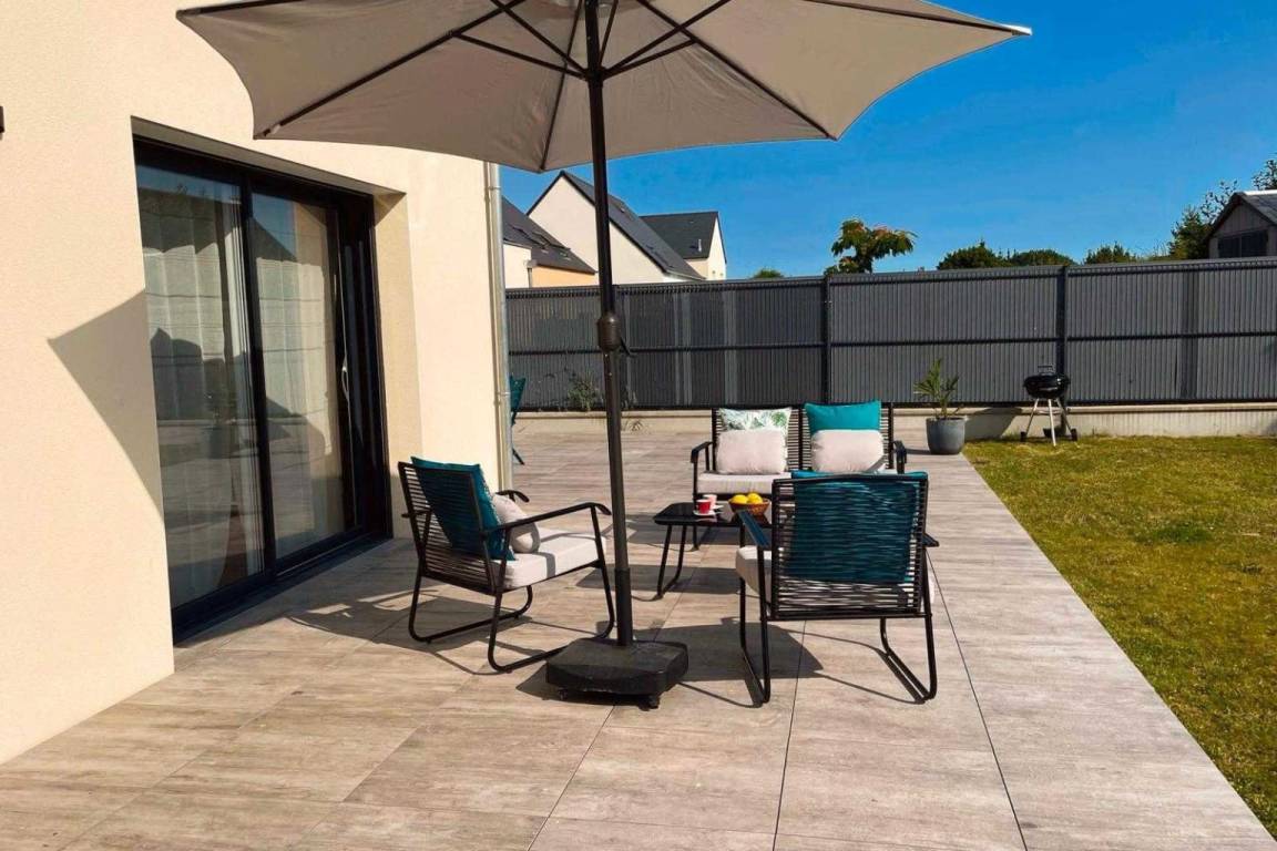136 M² Maison De Vacances ∙ 4 Chambres ∙ 8 Personnes - Cancale