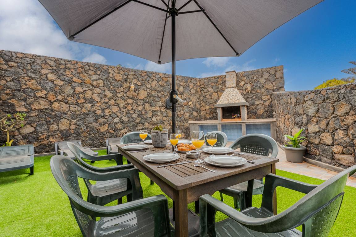 80 M² Ferienwohnung ∙ 3 Schlafzimmer ∙ 6 Gäste - Costa Teguise