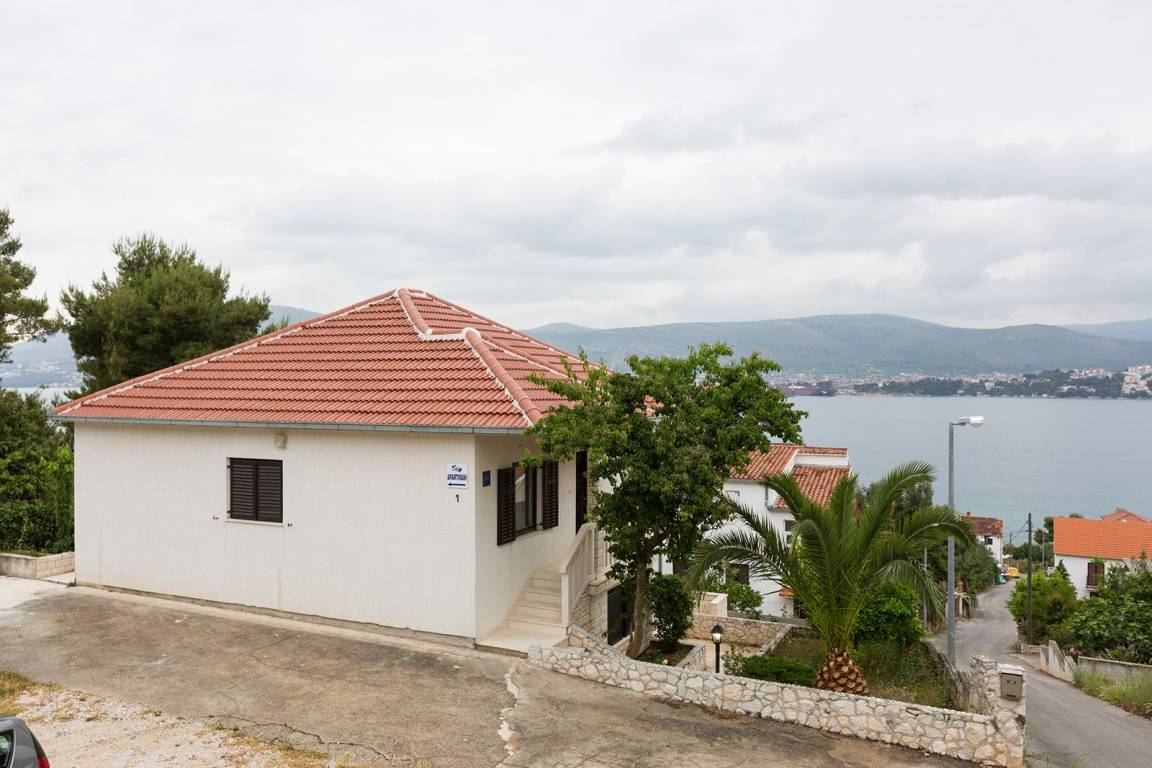 100 M² Appartement ∙ 4 Chambres ∙ 10 Personnes - Trogir