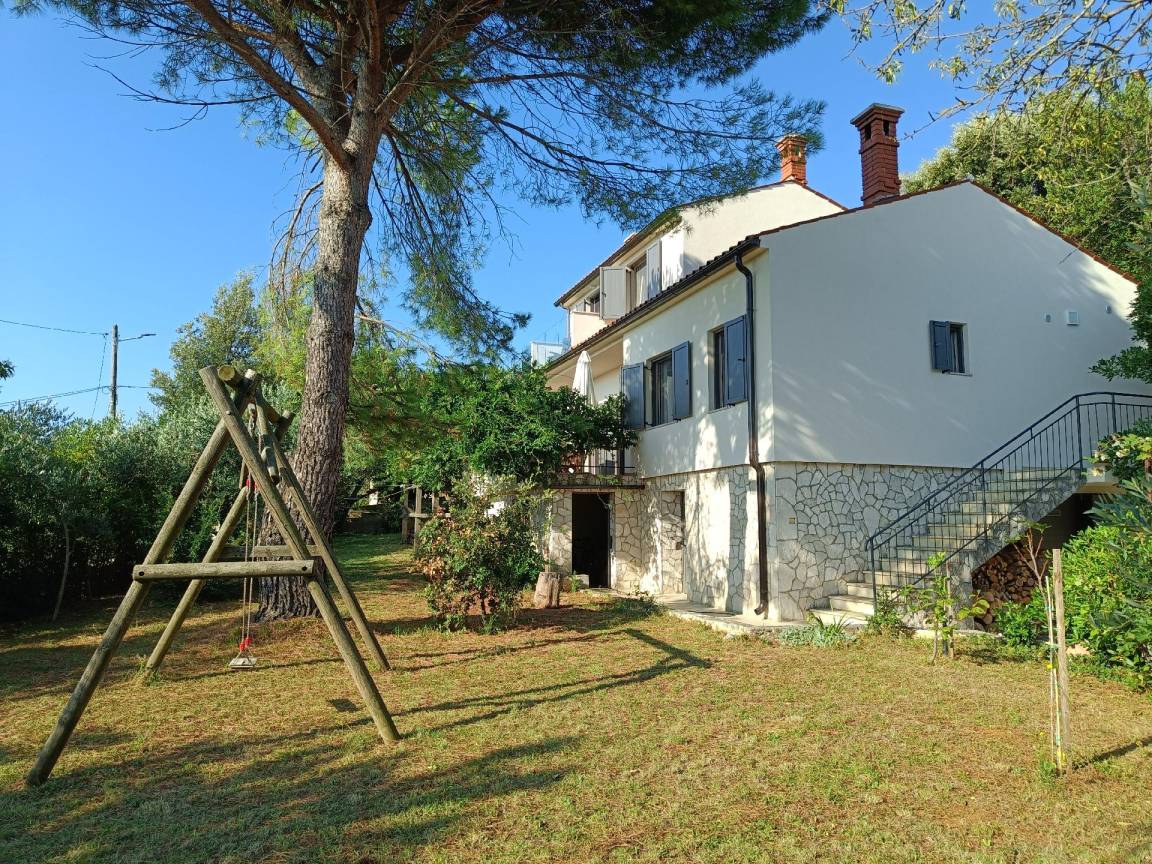 100 M² House ∙ 2 Bedrooms ∙ 4 Guests - Premantura