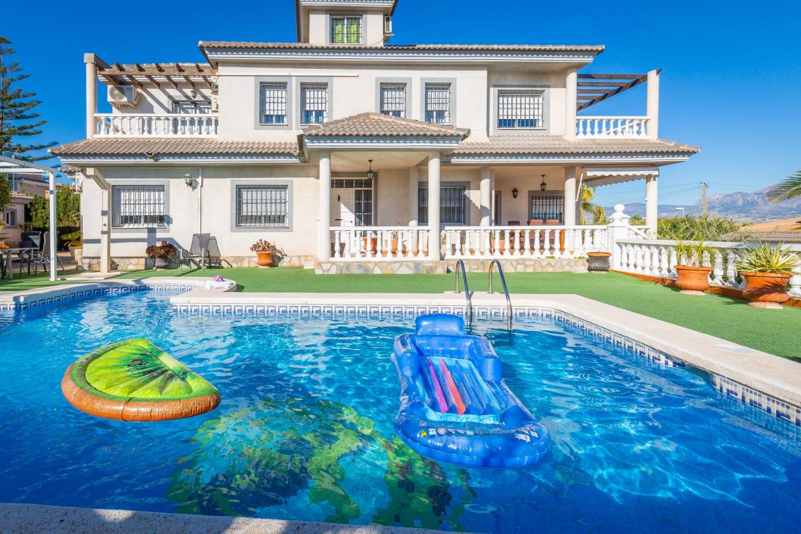 350 M² Villa ∙ 6 Schlafzimmer ∙ 14 Gäste - Alicante