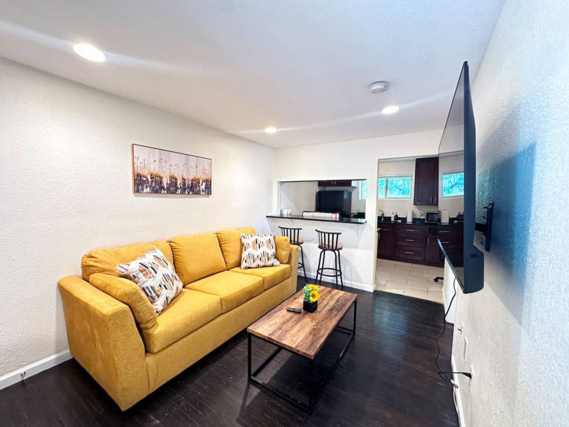 70 M² Apartment ∙ 1 Bedroom ∙ 4 Guests - Lakewood, CO