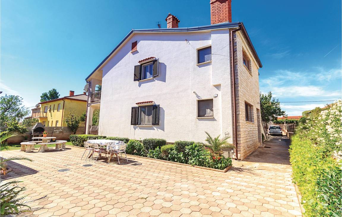 106 M² Ferienwohnung ∙ 3 Schlafzimmer ∙ 6 Gäste - Medulin