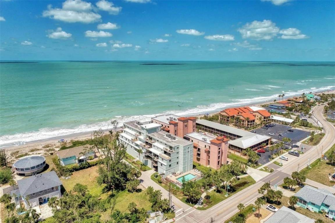 161 M² Condo ∙ 3 Bedrooms ∙ 8 Guests - Manasota Key, FL