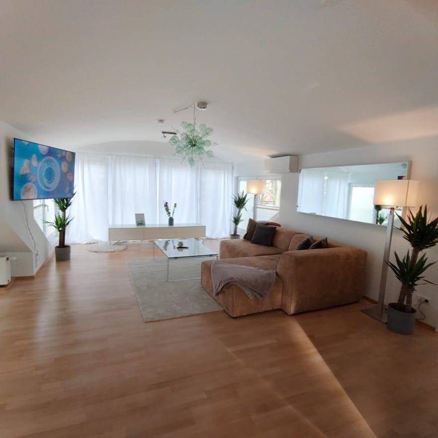 90 M² Apartment ∙ 2 Bedrooms ∙ 4 Guests - München
