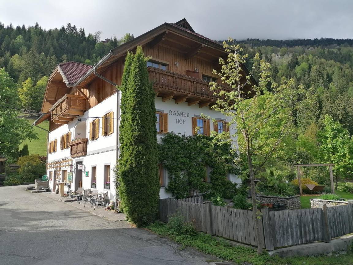 75 M² Apartment ∙ 2 Bedrooms ∙ 4 Guests - Weissensee
