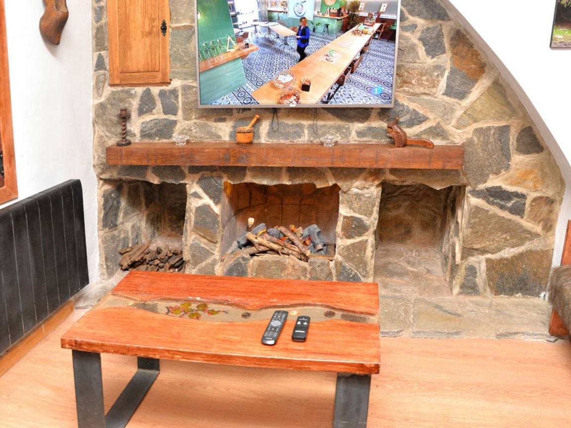 55 M² Apartamento ∙ 2 Habitaciones ∙ 6 Huéspedes - Castellar de n'Hug