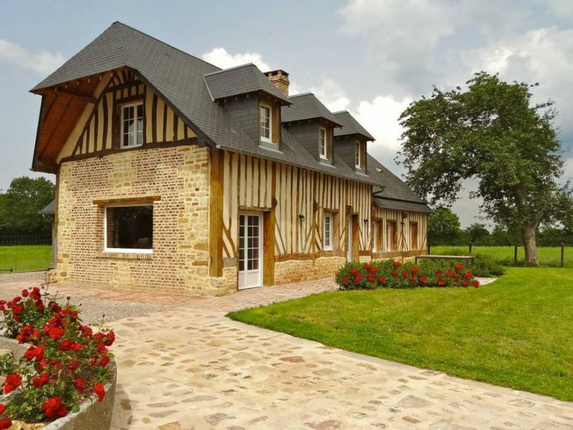135 M² Cottage ∙ 3 Bedrooms ∙ 6 Guests - Normandy
