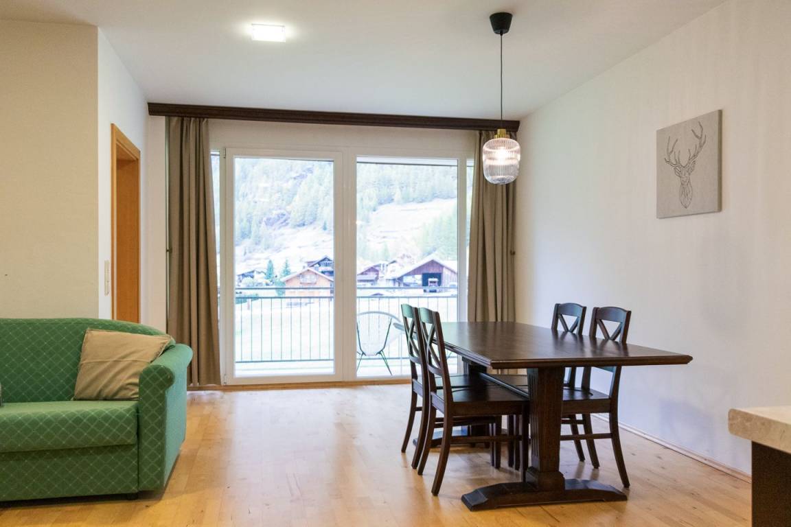 58 M² Ferienwohnung ∙ 1 Schlafzimmer ∙ 4 Gäste - Obergurgl