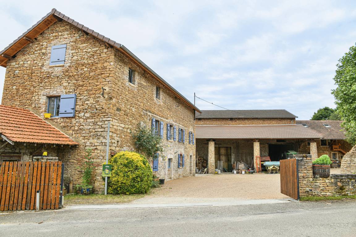100 M² Maison De Vacances ∙ 2 Chambres ∙ 4 Personnes - Pont-de-Chéruy