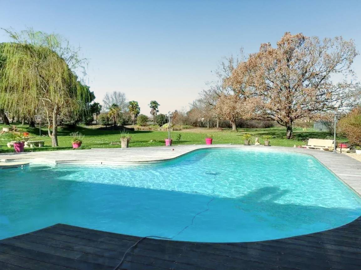113 M² Casa ∙ 3 Habitaciones ∙ 6 Huéspedes - Moissac