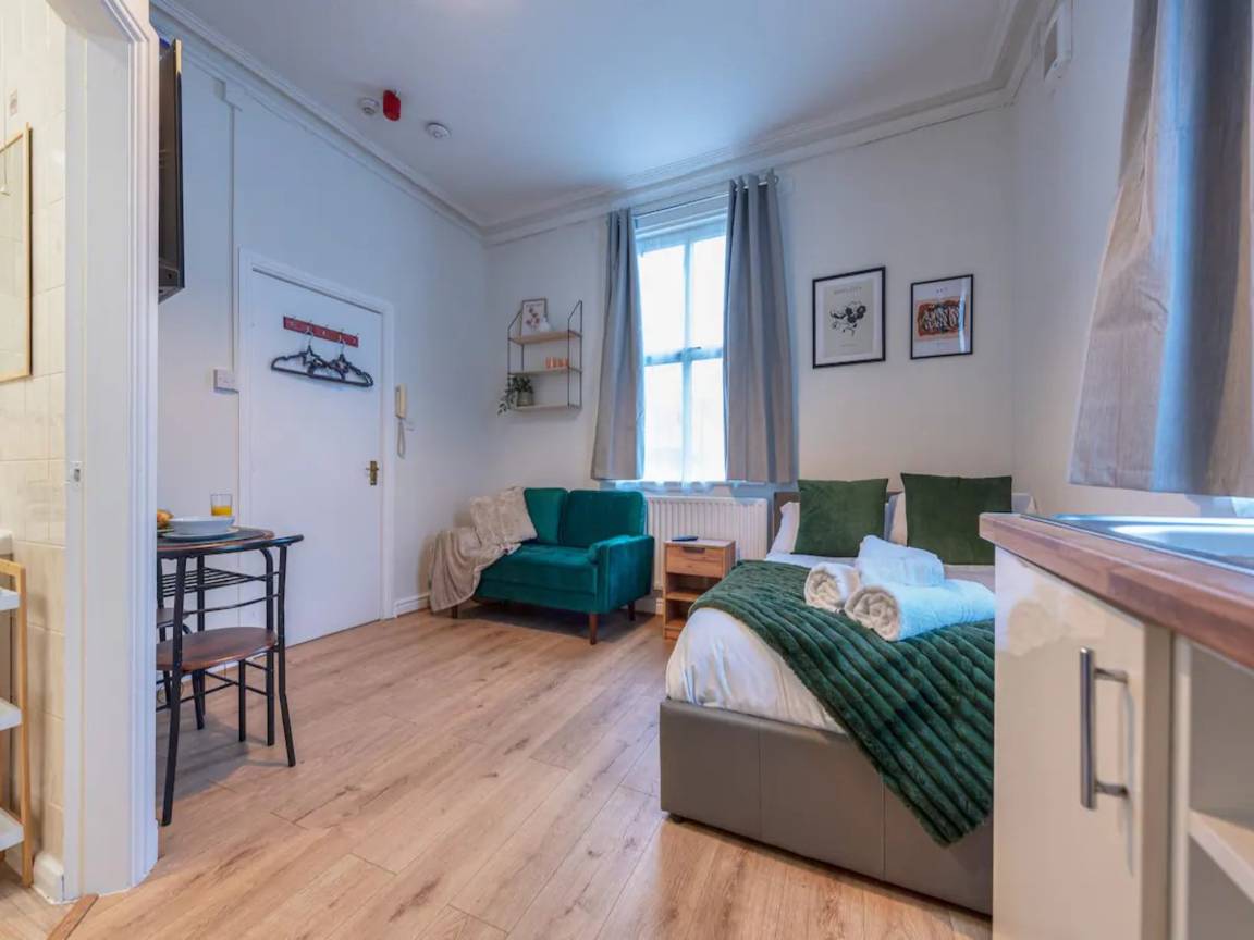 37 M² Apartment ∙ 1 Bedroom ∙ 2 Guests - Portobello - West Midlands