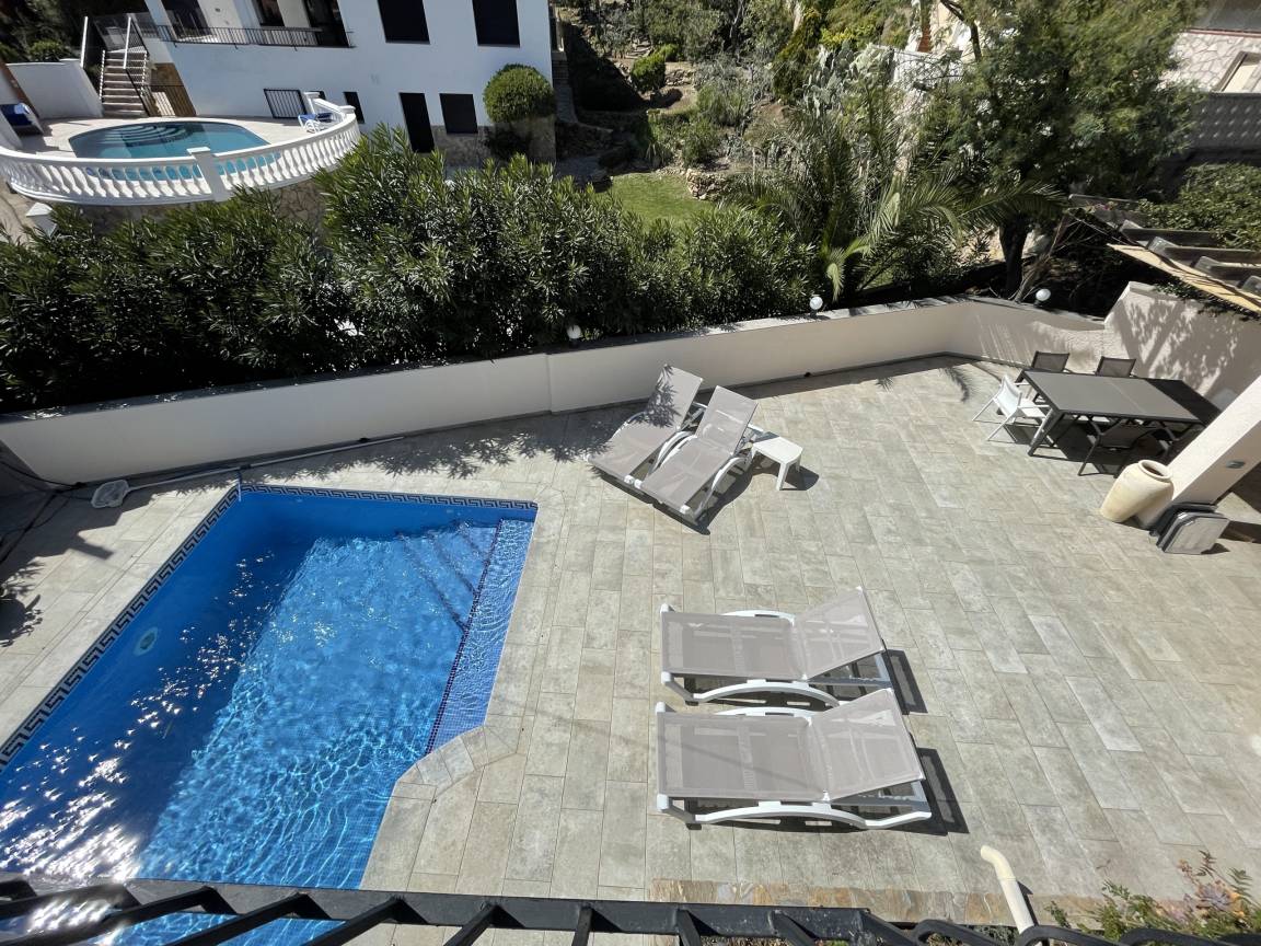 85 M² Villa ∙ 3 Bedrooms ∙ 6 Guests - Roses