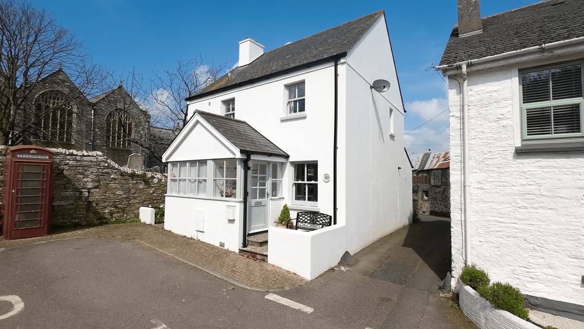 90 M² House ∙ 2 Bedrooms ∙ 4 Guests - Thurlestone