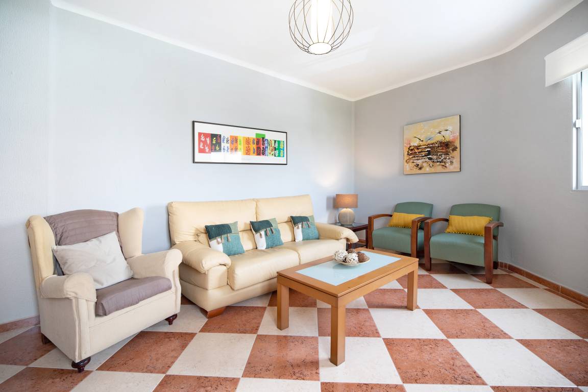 150 M² Casa ∙ 3 Habitaciones ∙ 6 Huéspedes - El Puerto de Santa María