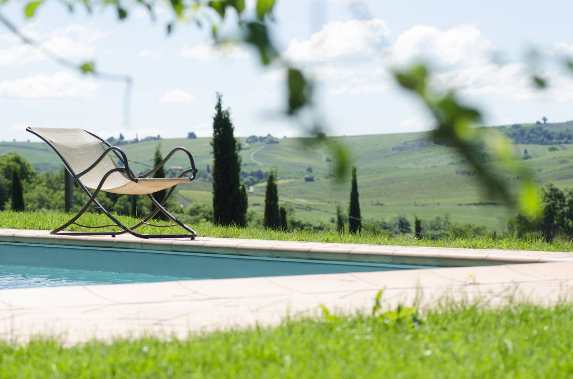 139 M² Villa ∙ 9 Bedrooms ∙ 16 Guests - Monteriggioni