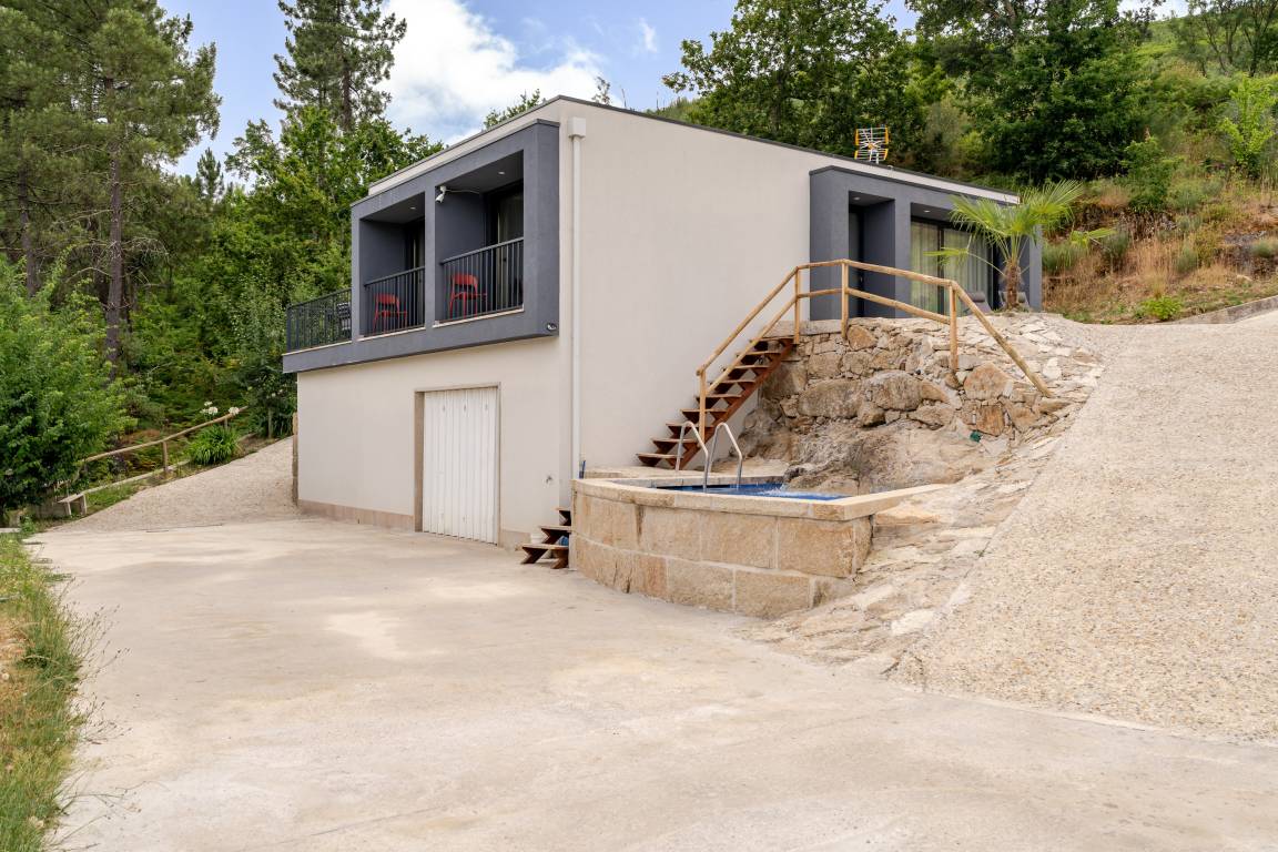 80 M² Casa ∙ 2 Quartos ∙ 5 Hóspedes - Mondim de Basto