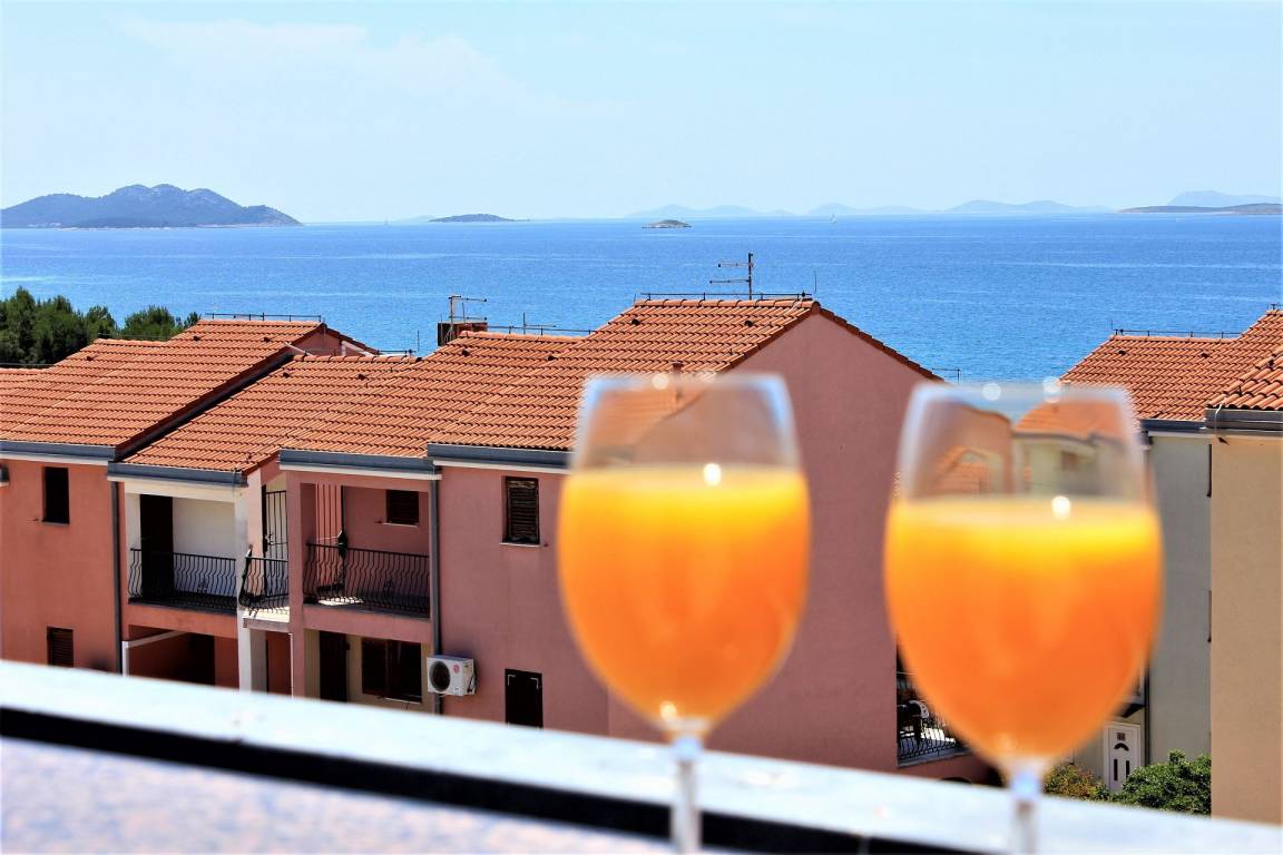 65 M² Apartment ∙ 2 Bedrooms ∙ 4 Guests - Biograd na Moru, Croatia