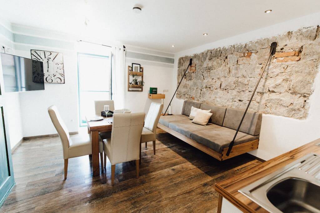 54 M² Ferienwohnung ∙ 1 Schlafzimmer ∙ 2 Gäste - Nabburg