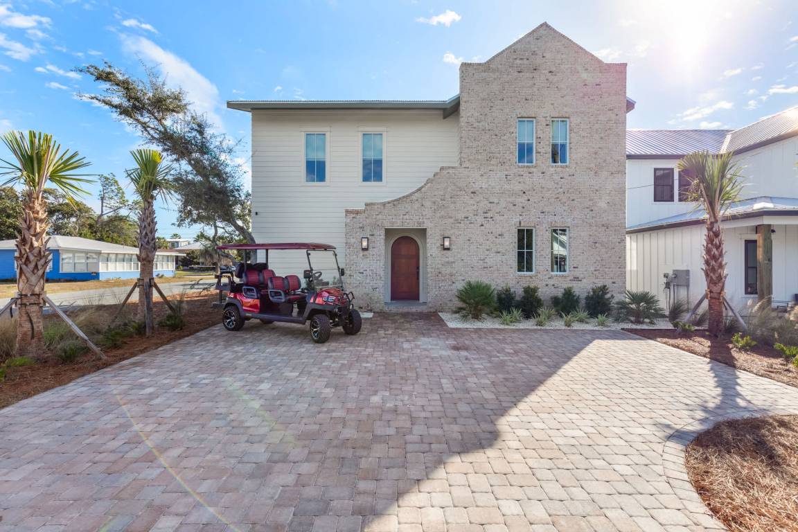 Apartment ∙ 4 Bedrooms ∙ 12 Guests - Panama City Beach, FL