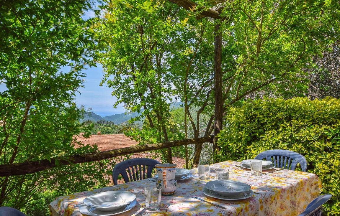 120 M² Ferienhaus ∙ 4 Schlafzimmer ∙ 7 Gäste - Moneglia