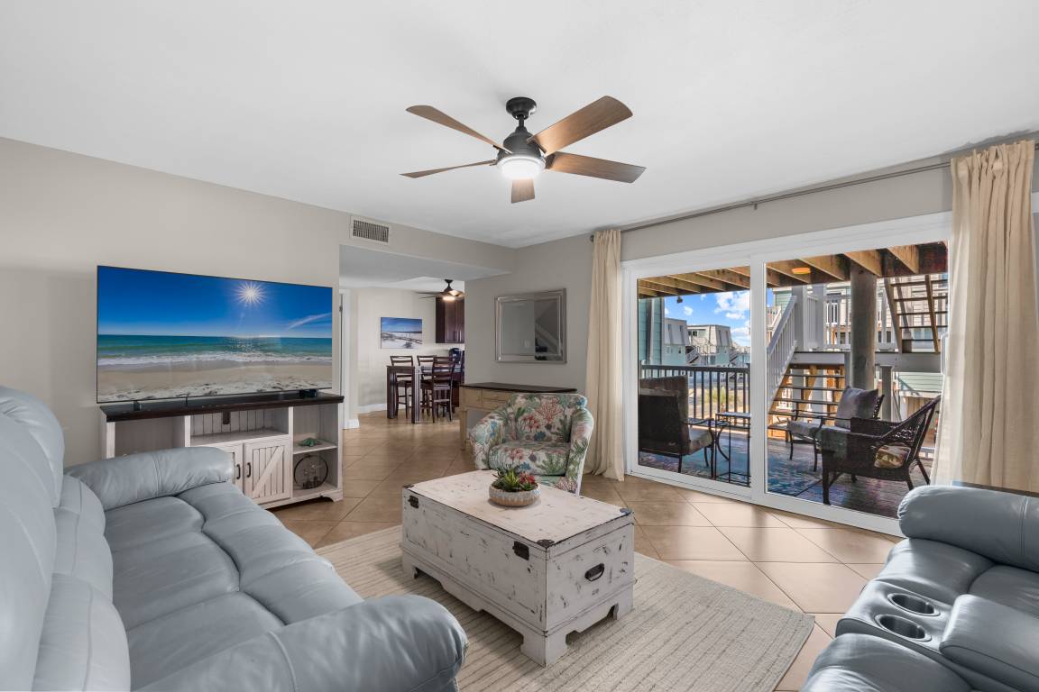 Condo ∙ 2 Bedrooms ∙ 6 Guests - Gulf Breeze, FL
