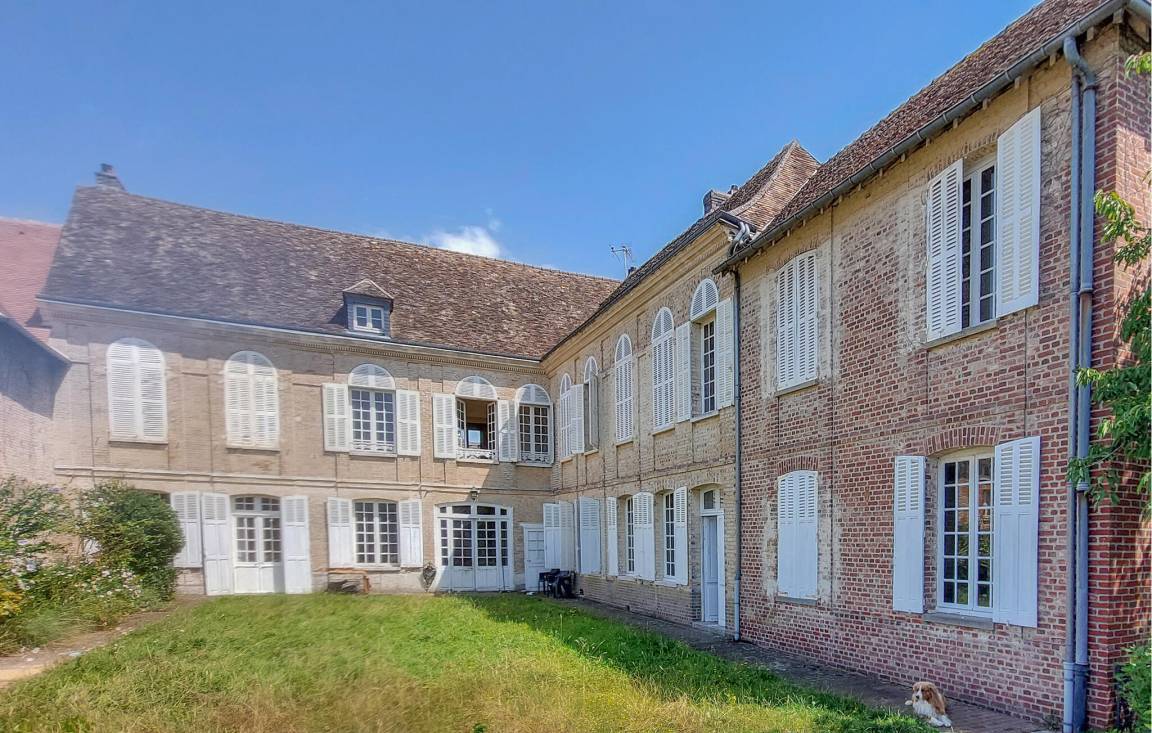 70 M² Appartement ∙ 2 Chambres ∙ 6 Personnes - Les Andelys