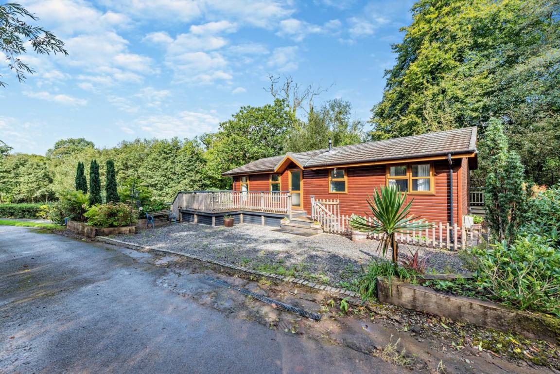 Lodge ∙ 2 Bedrooms ∙ 4 Guests - Pembrokeshire