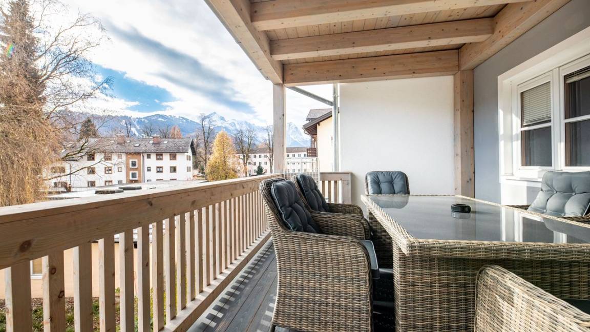 124 M² Appartement ∙ 3 Chambres ∙ 7 Personnes - Farchant